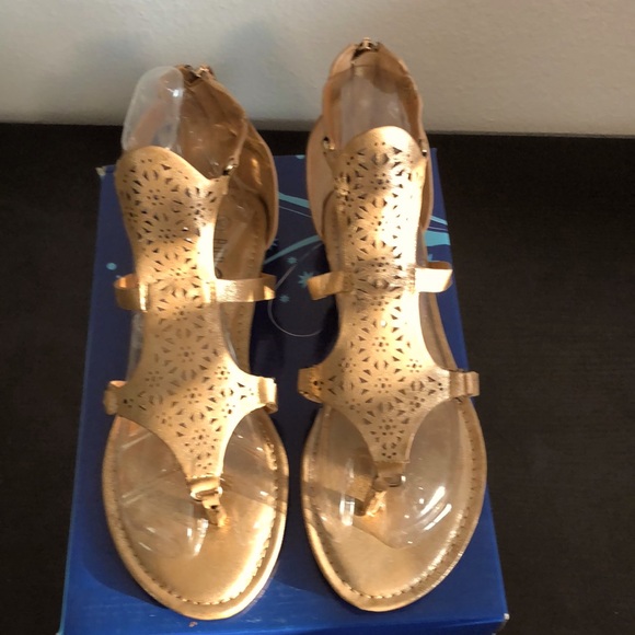 Rouge! | Shoes | Rouge Candice Gold Flat Sandals Sz M | Poshmark